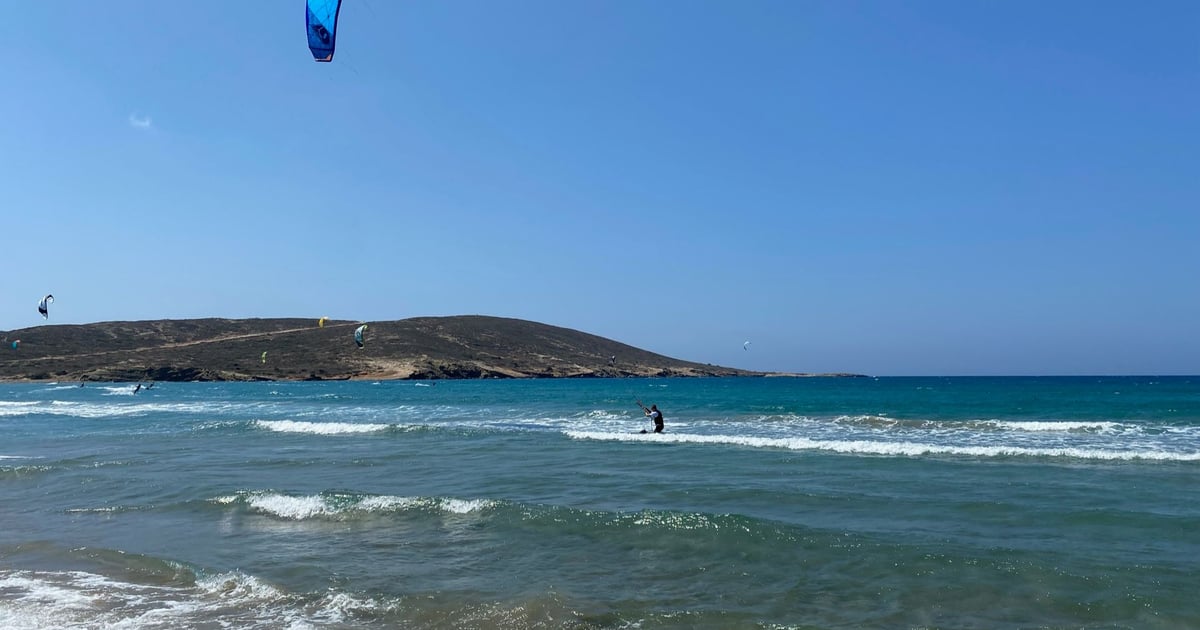 Prasonisi Beach Kitesurfing in Rhodos - Kiteboarding in Greece