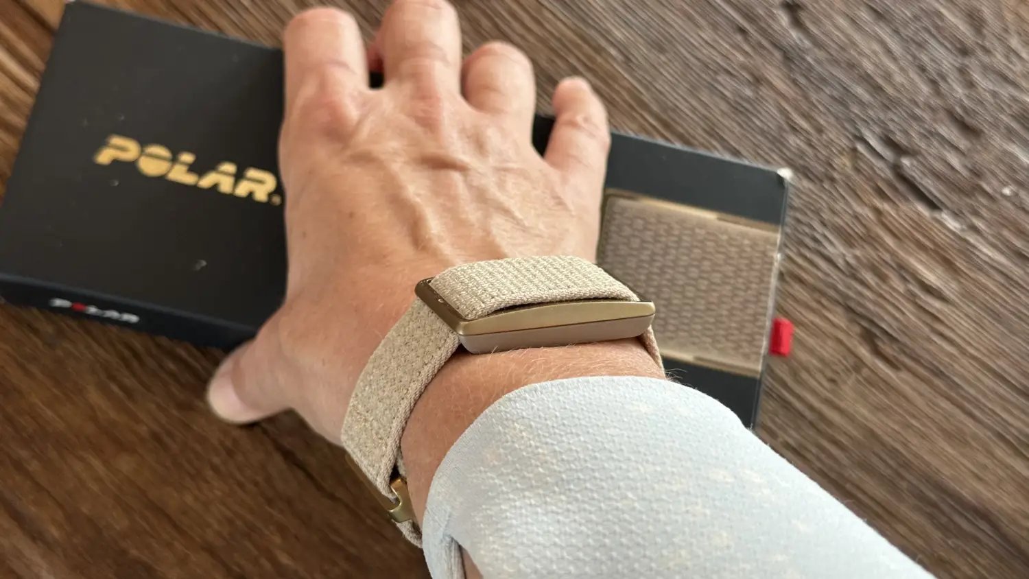 Polar Loop review: een tracker zonder scherm - Beter Hardlopen 🏃🏼