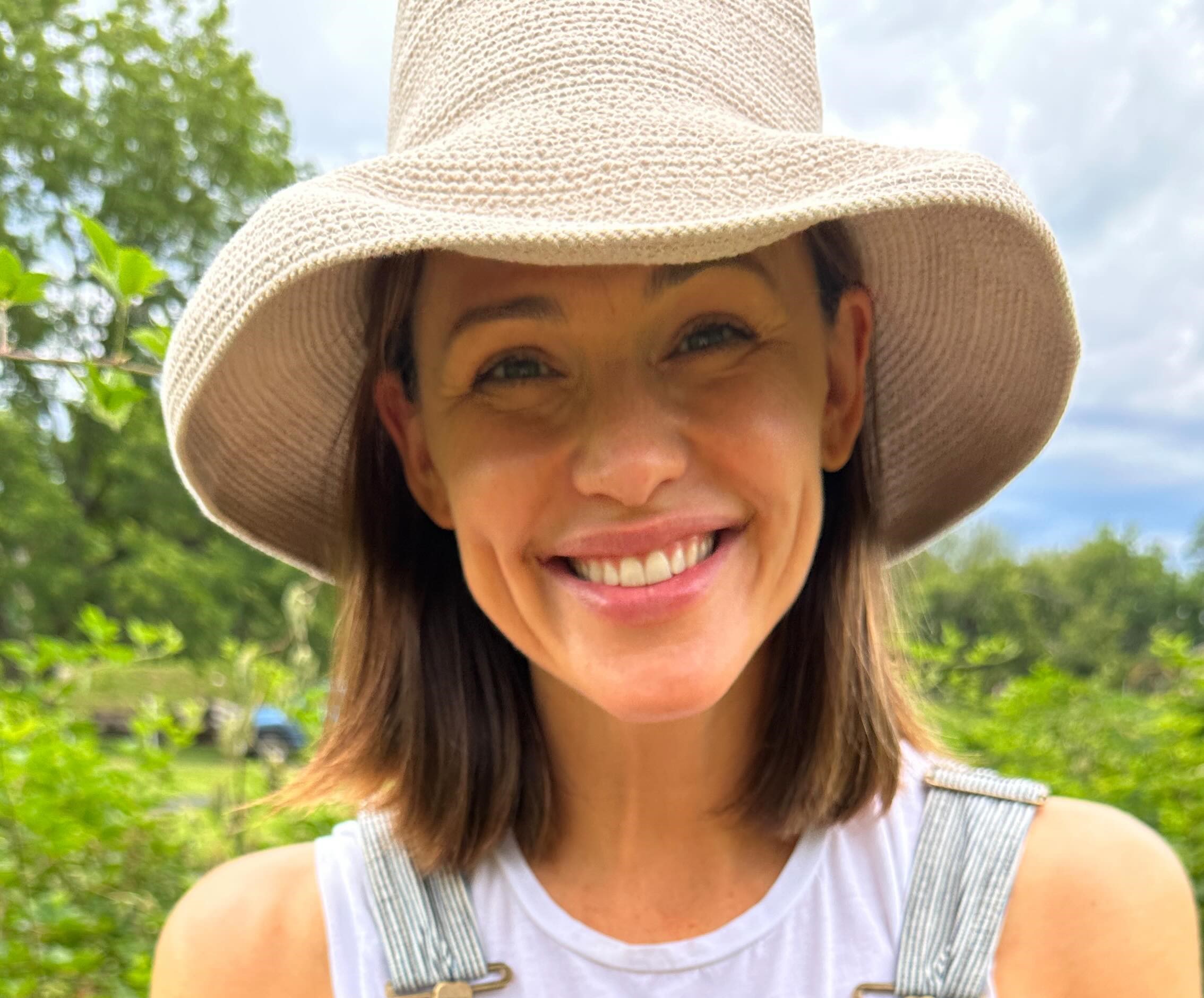 Jennifer Garner and Her Anti-Aging Skincare Tips - Longevity LIVE