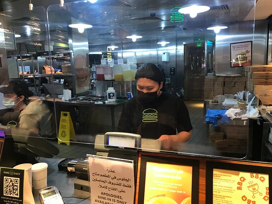 Top 10 Fast-Food Points in Doha | Saakin.qa