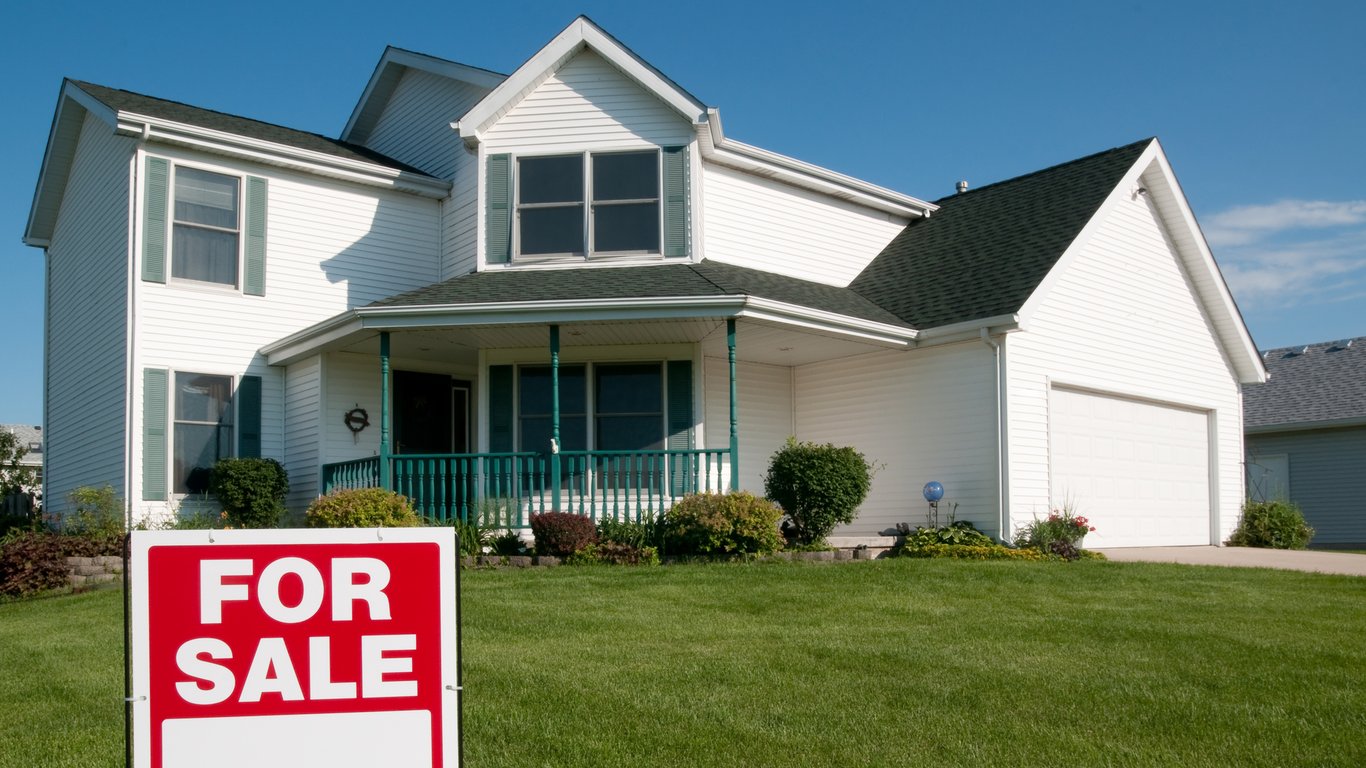 Top 12 Real Estate Tips For Selling a Property | Saakin.qa