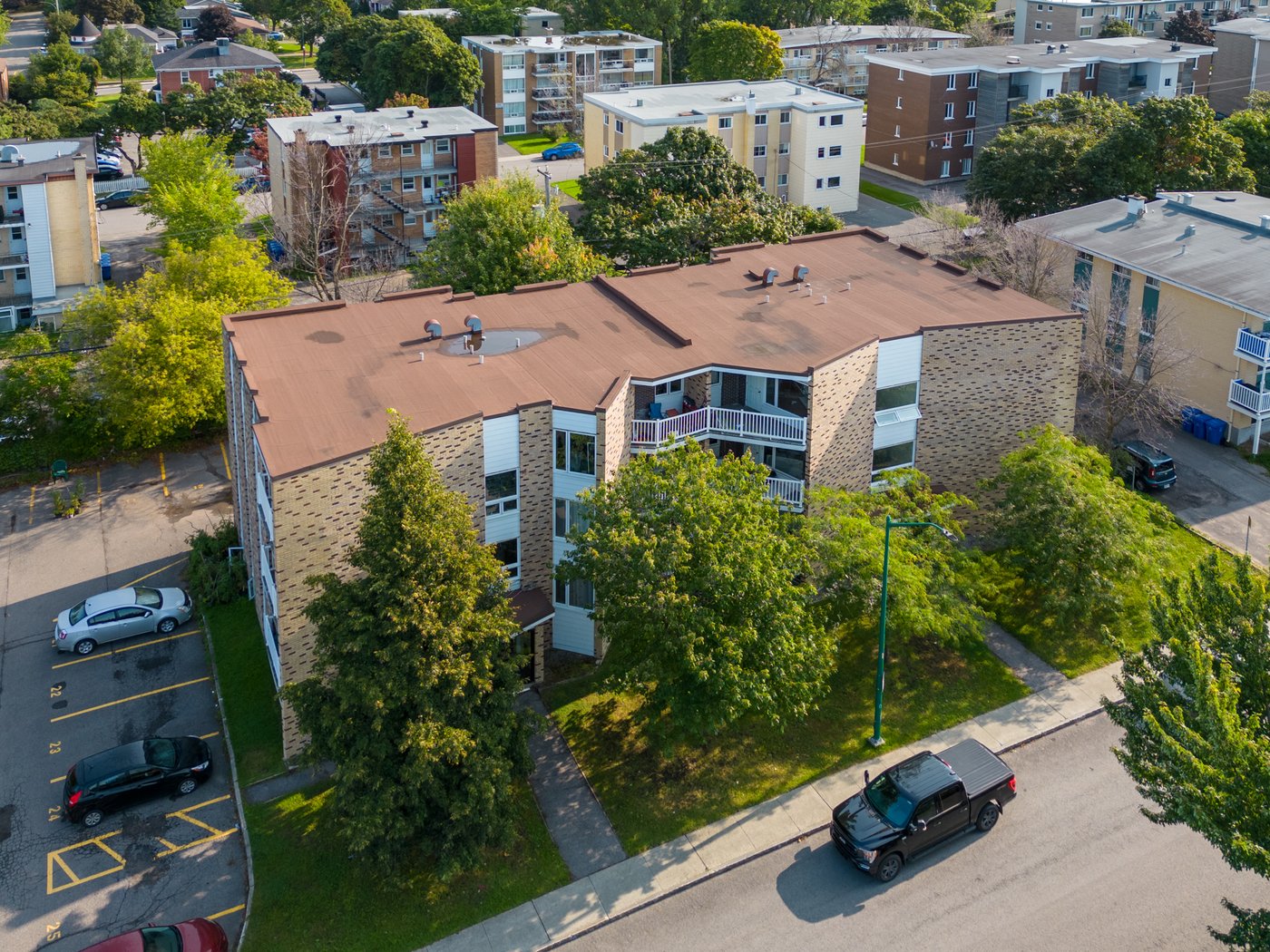 859 - 863 Rue Monseigneur-Grandin | PMML