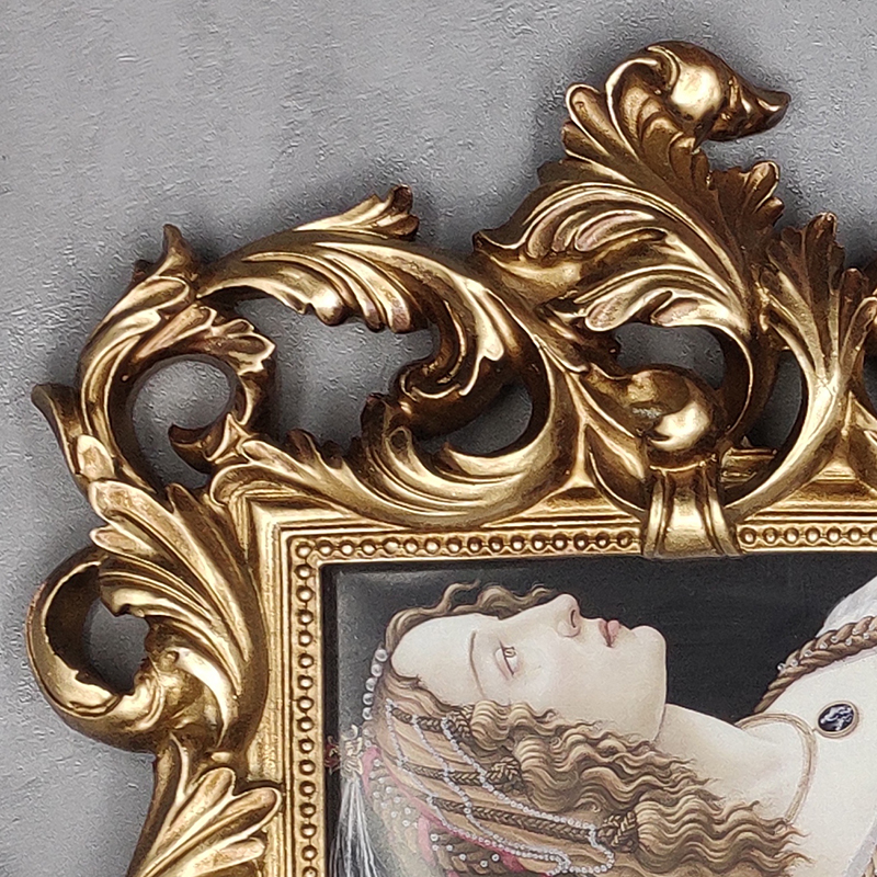Classic Gold Photo Frame with Baroque Details | Aesthetic Decor Shop