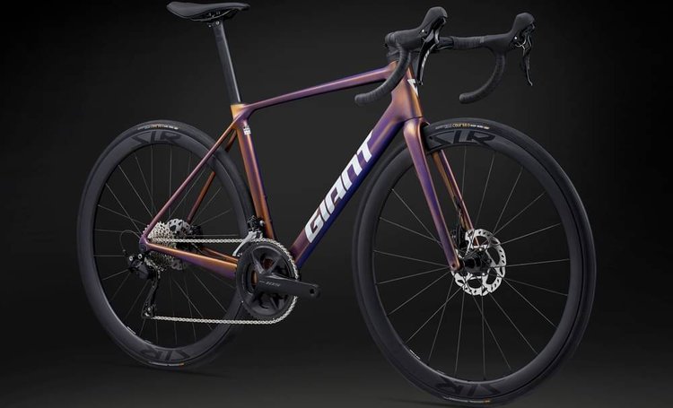 GIANT TCR ADVANCED PRO 2 2025 - Test, Avis et Prix
