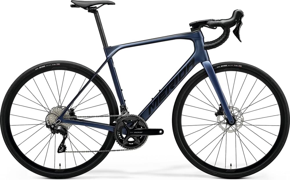 MERIDA SCULTURA vs MERIDA SCULTURA ENDURANCE vs TREK MADONE SL 5 GEN 8