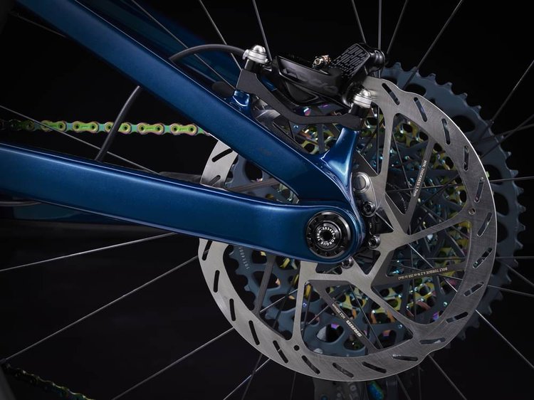 TREK FUEL EXE 9.9 XX1 AXS 2023 - Test, Recensioni e Prezzo