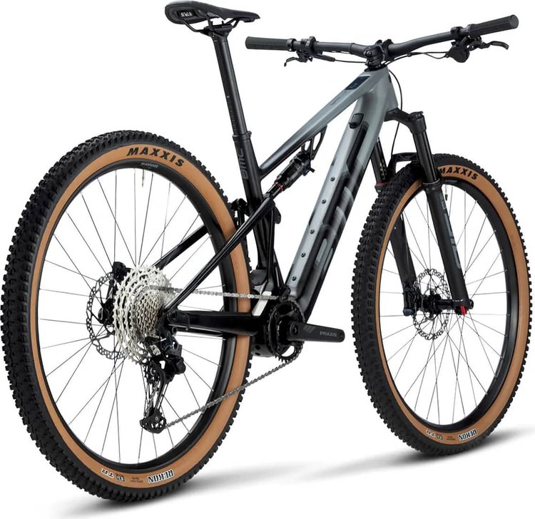 BMC FOURSTROKE AMP LT THREE 2023 - Review, Test & Price
