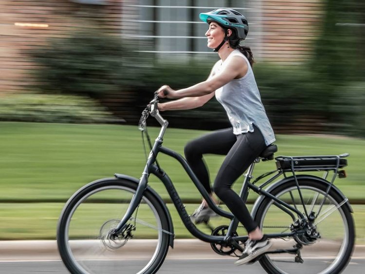 SCHWINN MENDOCINO STEP-THRU ELECTRIC BIKE 2022 - Review, Specs & Price