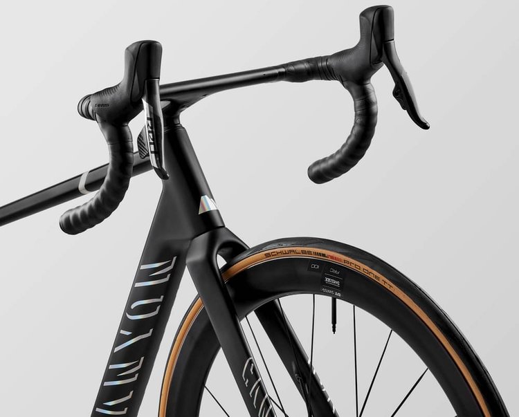 CANYON ULTIMATE CFR AXS 2024 - Review, Weight & Price