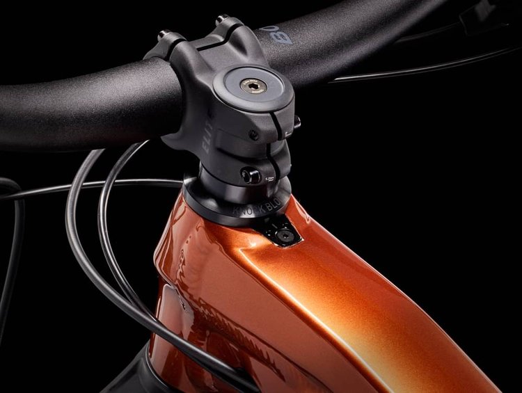 TREK SLASH 8 GEN 5 2023 - Review, Specs & Price