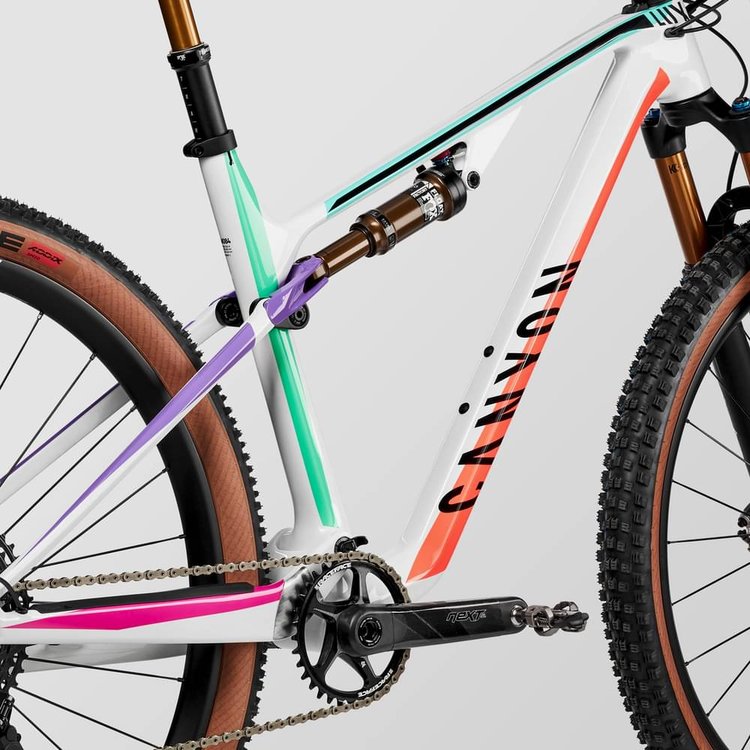 CANYON LUX TRAIL CF 9 EMILY BATTY 2023 - Test, Avis et Prix