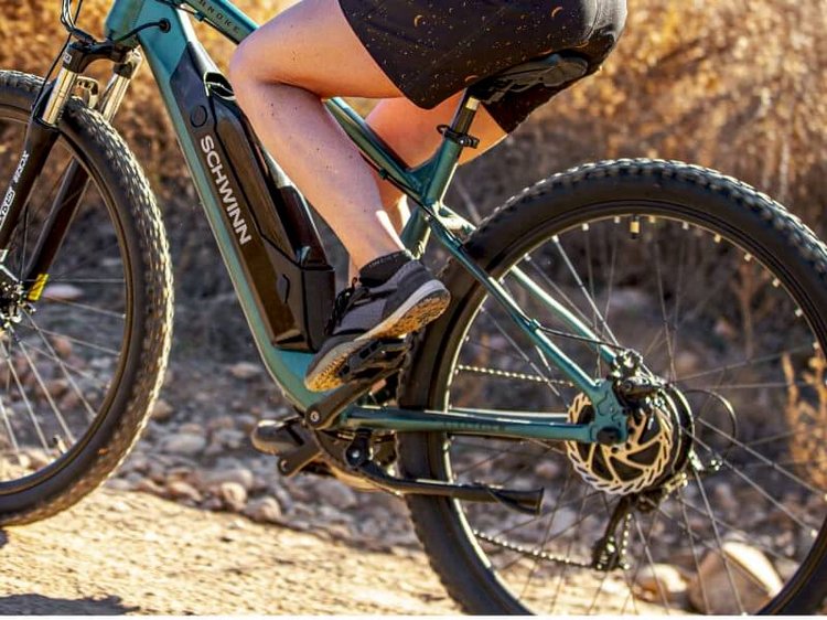 SCHWINN ROANOKE 27.5IN ELECTRIC BIKE 2024 - Review, Test & Price