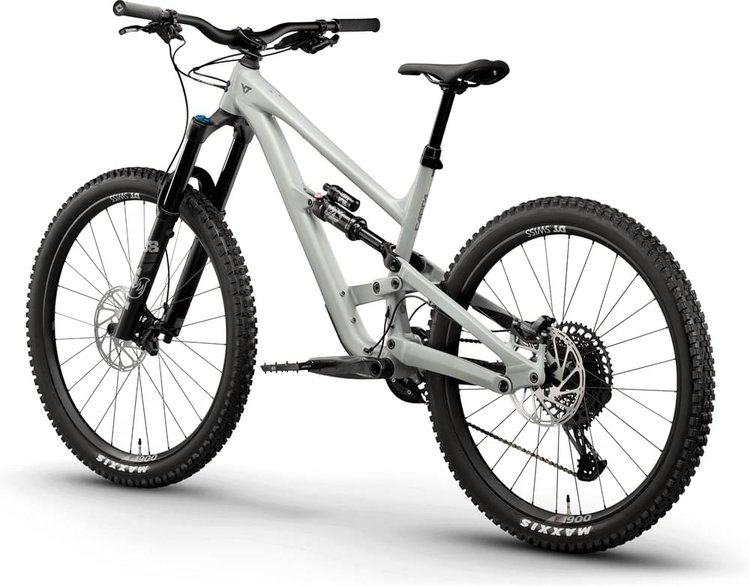 YT INDUSTRIES CAPRA CORE 2 MX - Review, Specs & Price