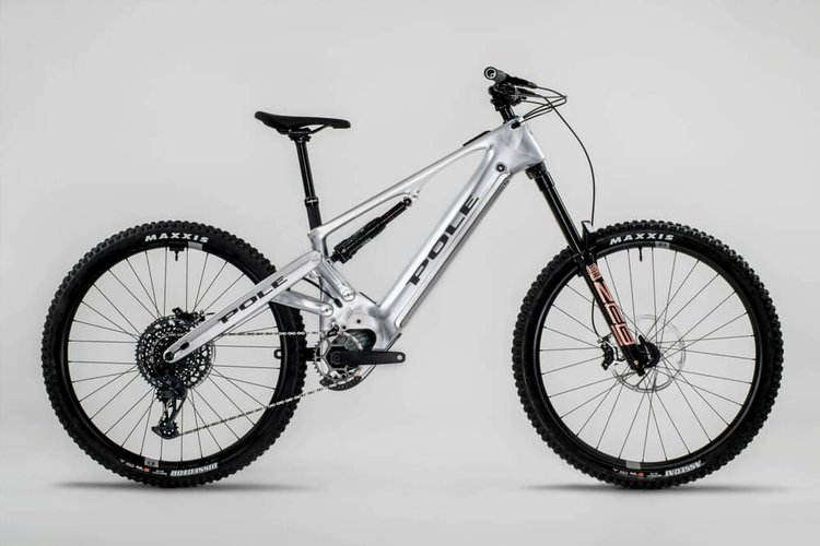 POLE VOIMA RACE SRAM GX AXS + XX1 CASSETTE 2023 - Test, Opiniones y Precio