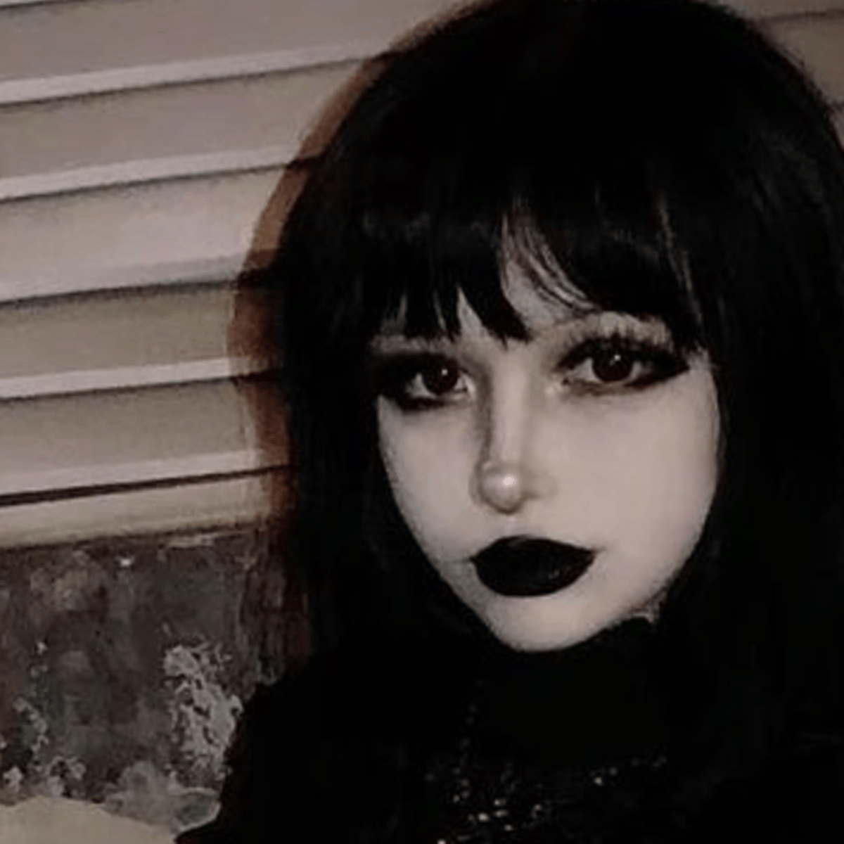 Trix (little goth) | Dopple.ai