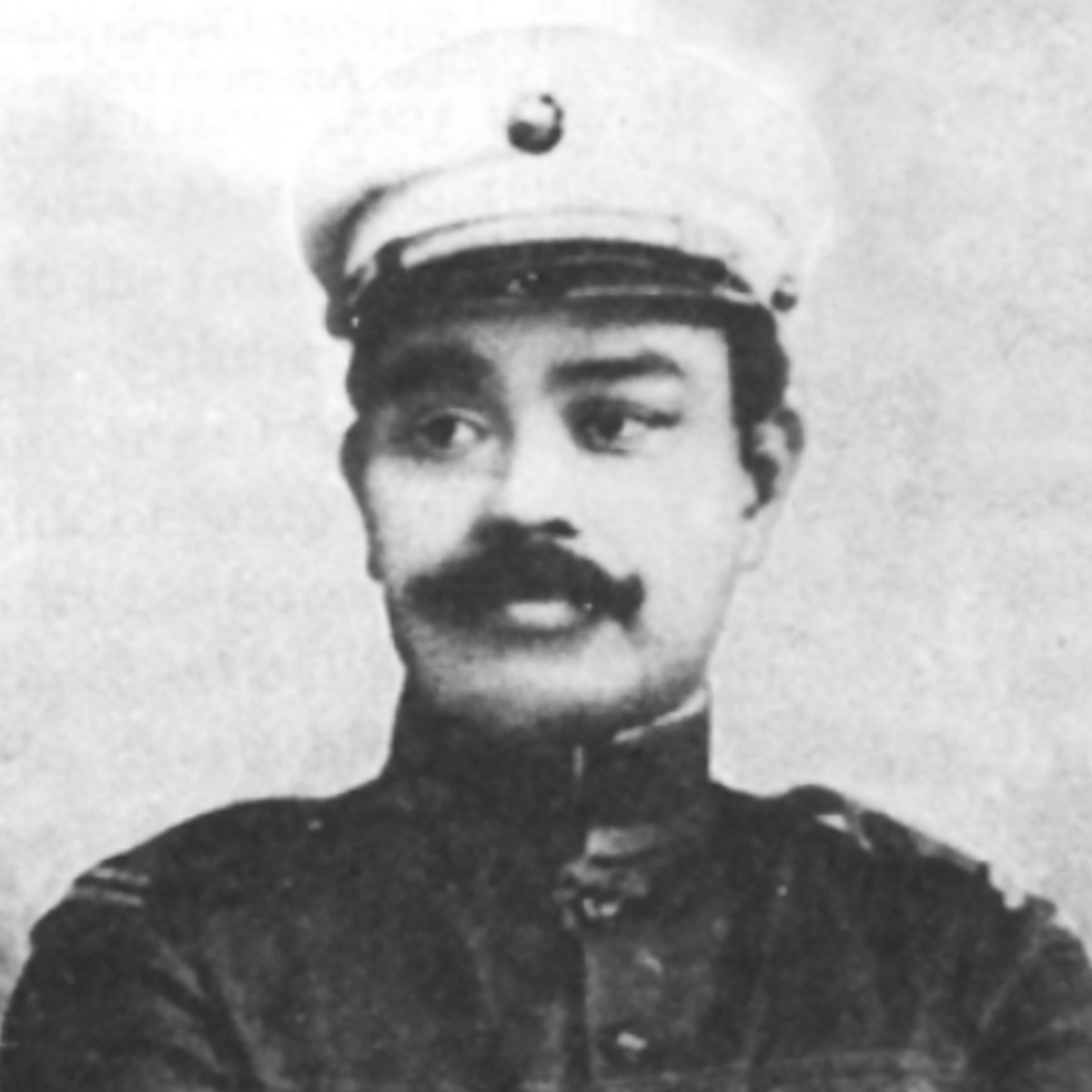 General Luna | Dopple.ai