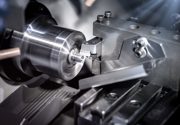 [제조백과] CNC 가공: 밀링과 선반 차이 | 바로발주