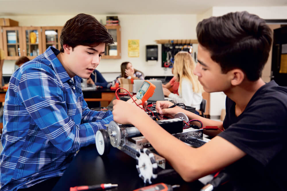 Exceptional Pre-College Engineering Program for Teenagers at Oxford ...