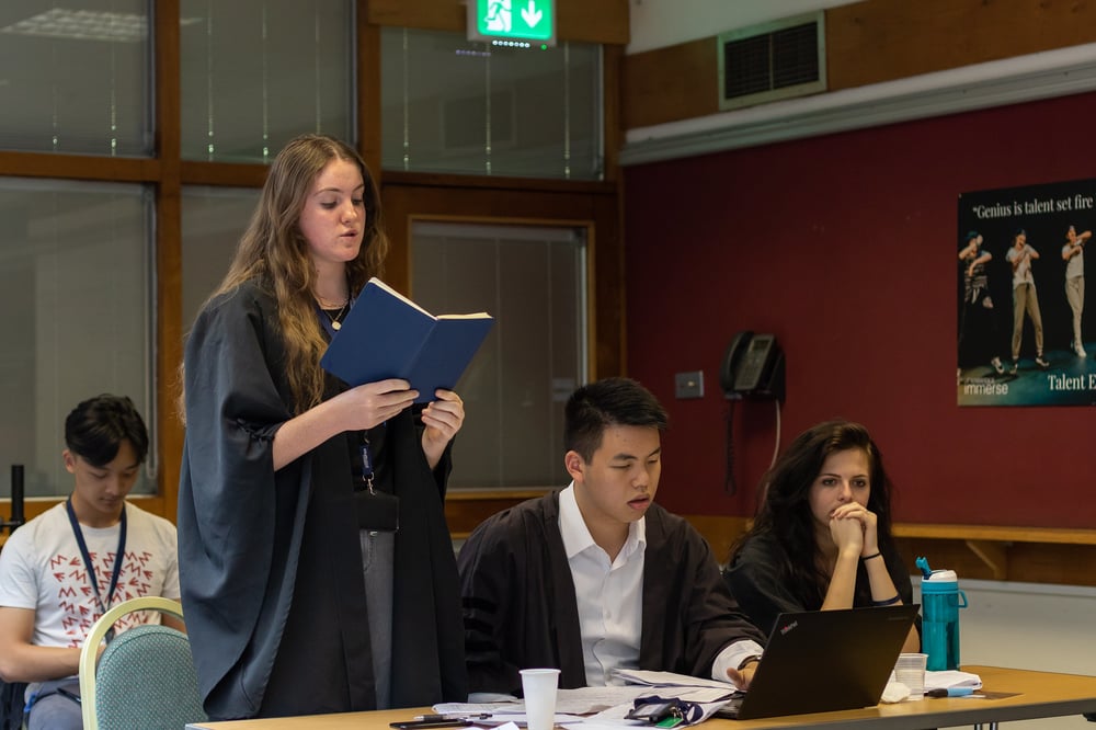 Exceptional Pre-College Law Program for Teenagers at Oxford University ...