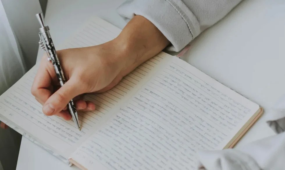 Online Creative Writing Academy with Oxford Tutors