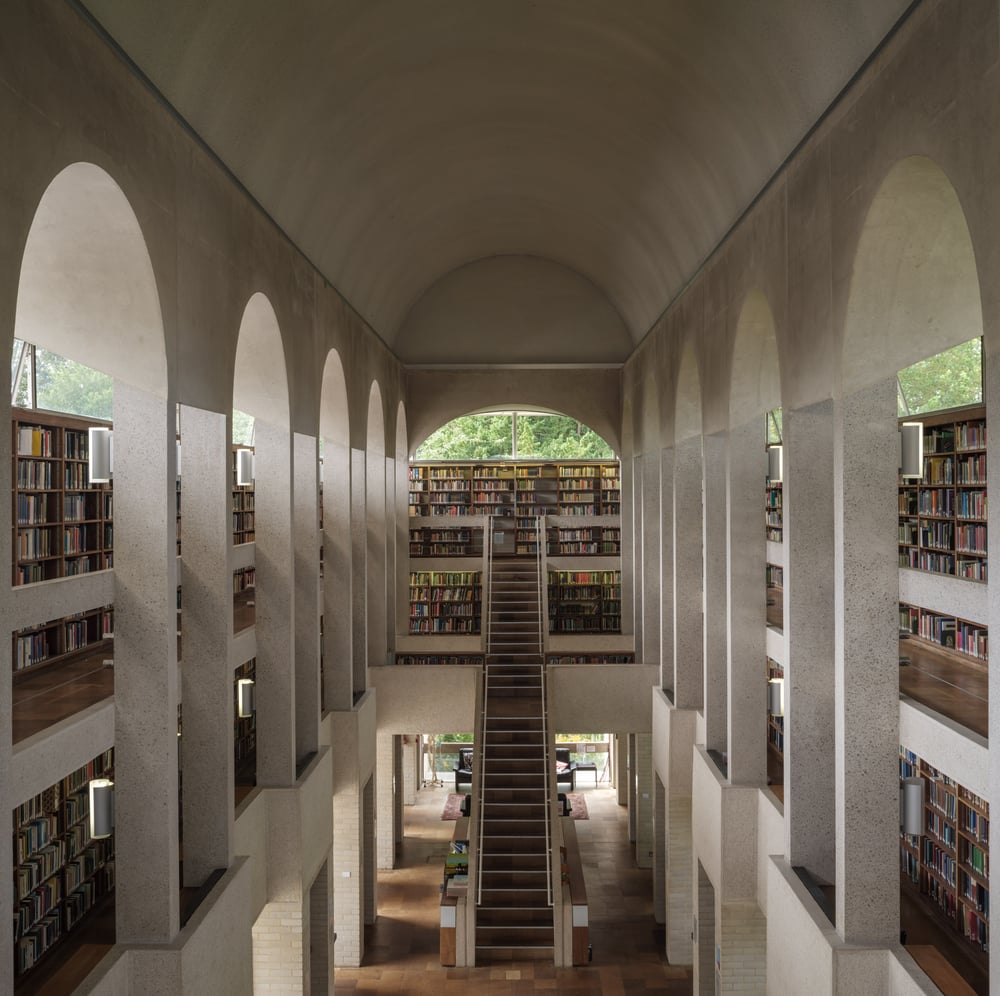 Empowering Physics Course: Transforming Adult Learners at Oxford