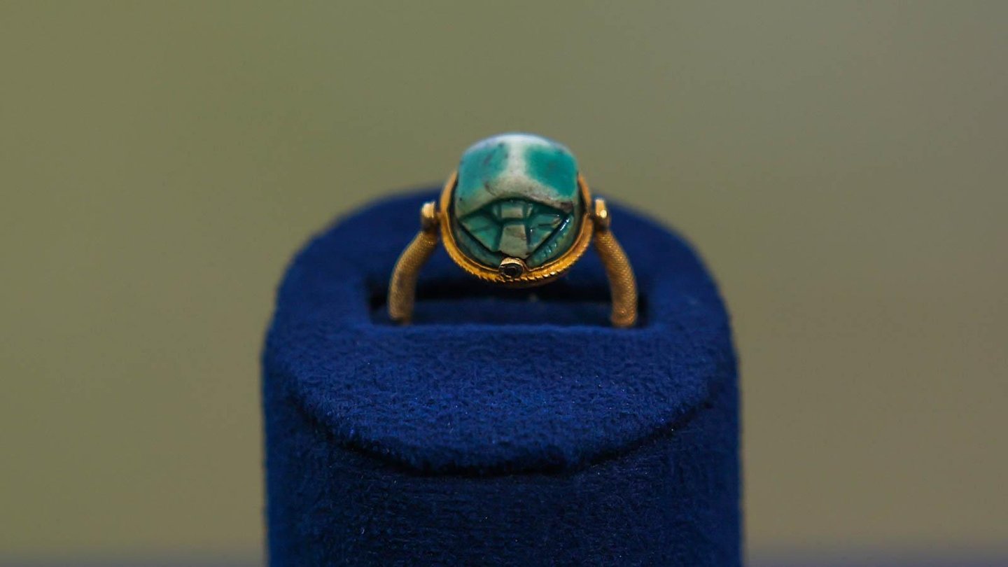 Appraisal: Egyptian 18th Dynasty Scarab Ring, ca.1450 BCE – WABE