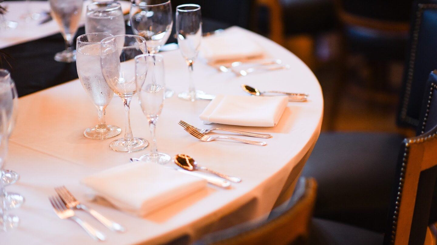 AJC dining critic on choosing Atlanta’s 50 best restaurants – WABE