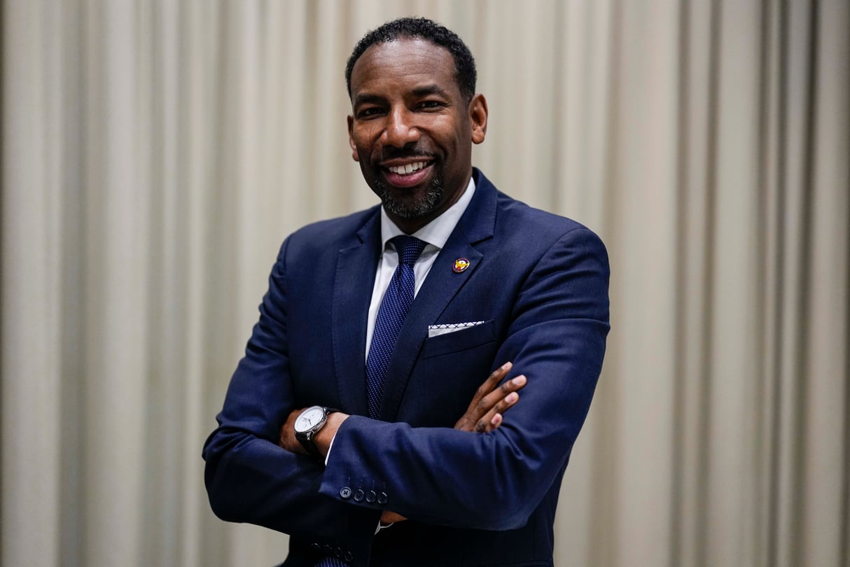 Atlanta Mayor Andre Dickens makes the case for reelection – WABE