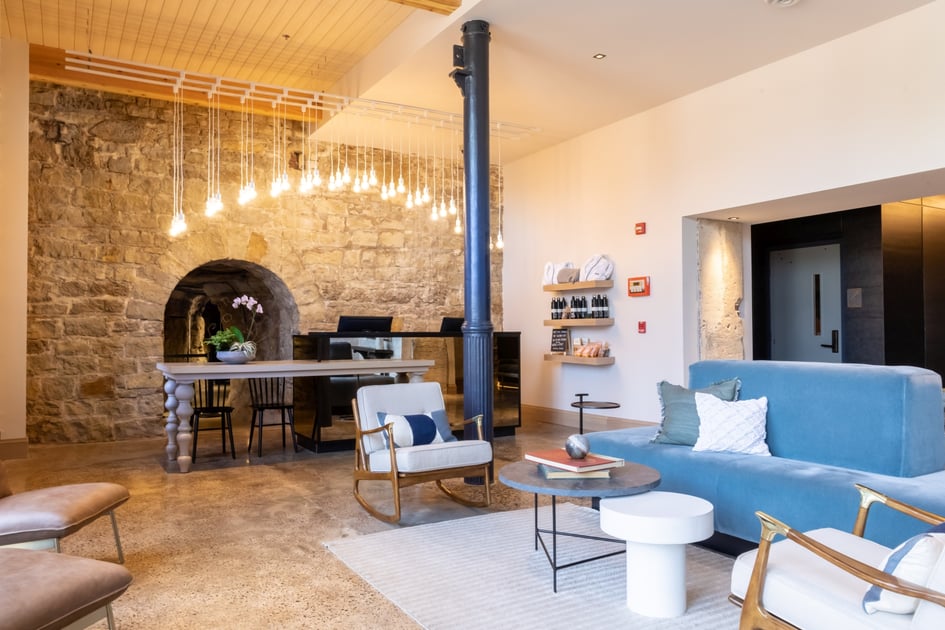 Discover This Quaint Minnesota Hotel Built Into Cliffs With a Cave ...