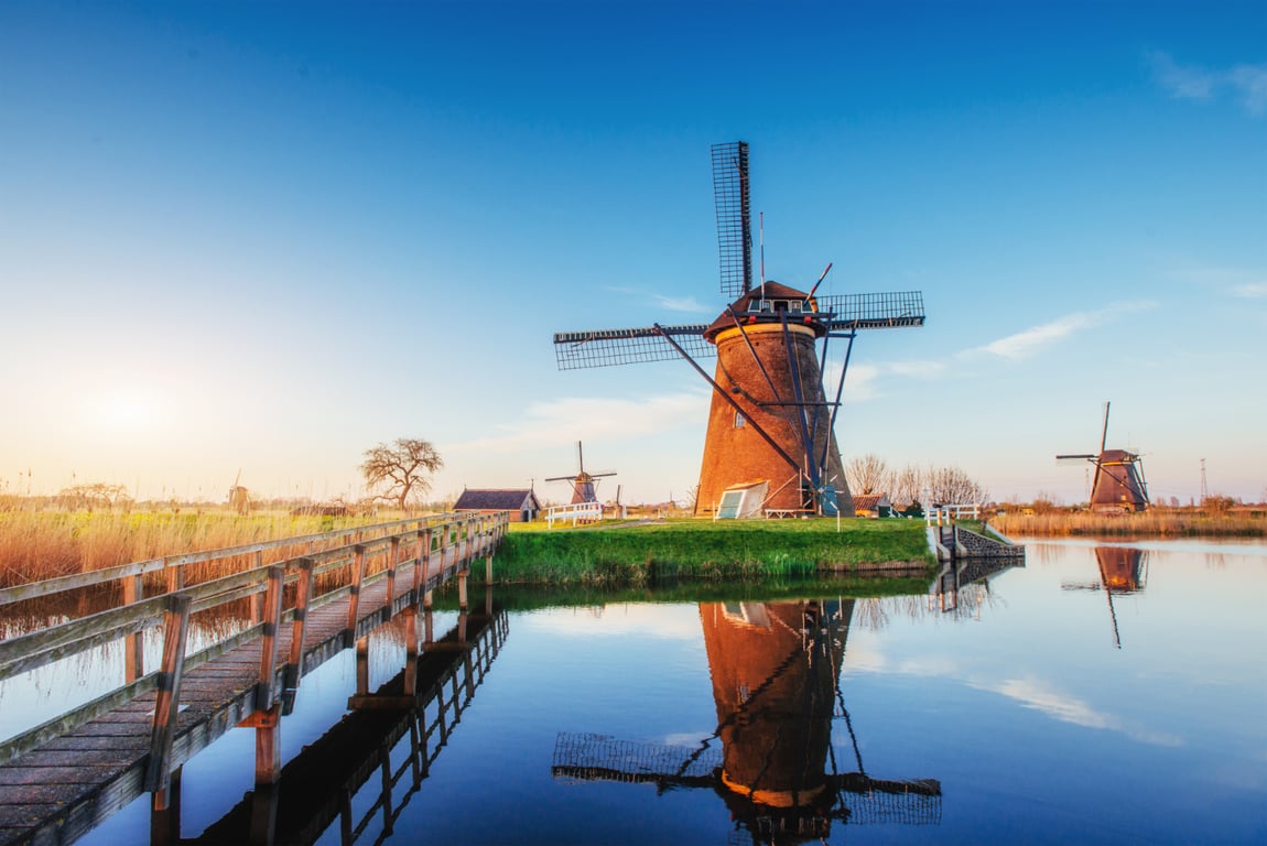 The Complete Guide to Travelling in the Netherlands 2026 | Begovo