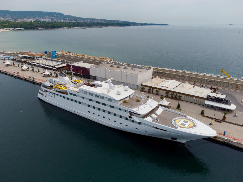 Luxury Expedition Cruises 2026: The Specialist Audit | Begovo