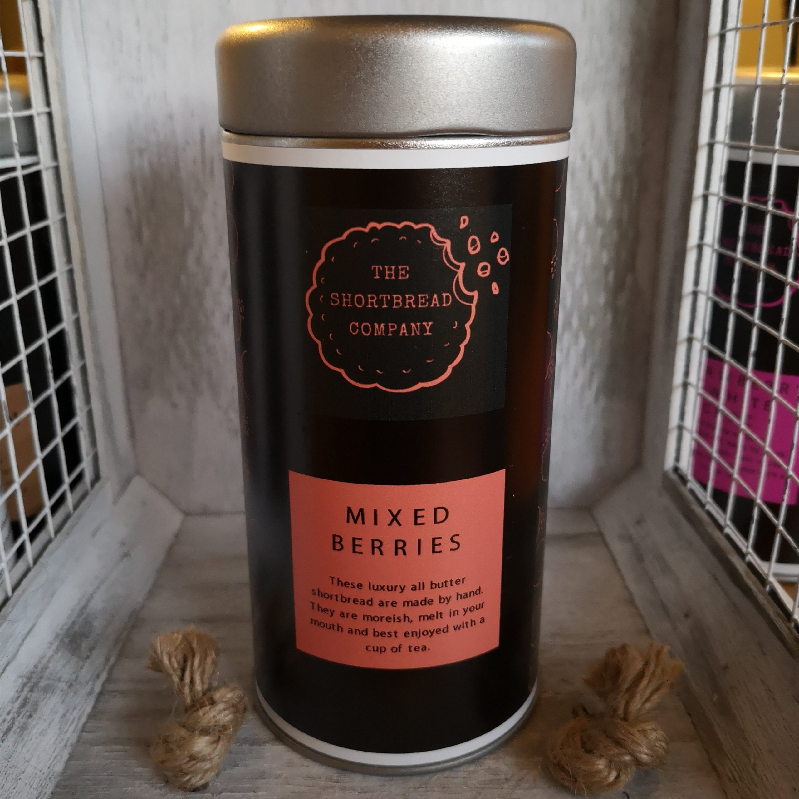 Luxury Mixed Berries Shortbread | Wakuda