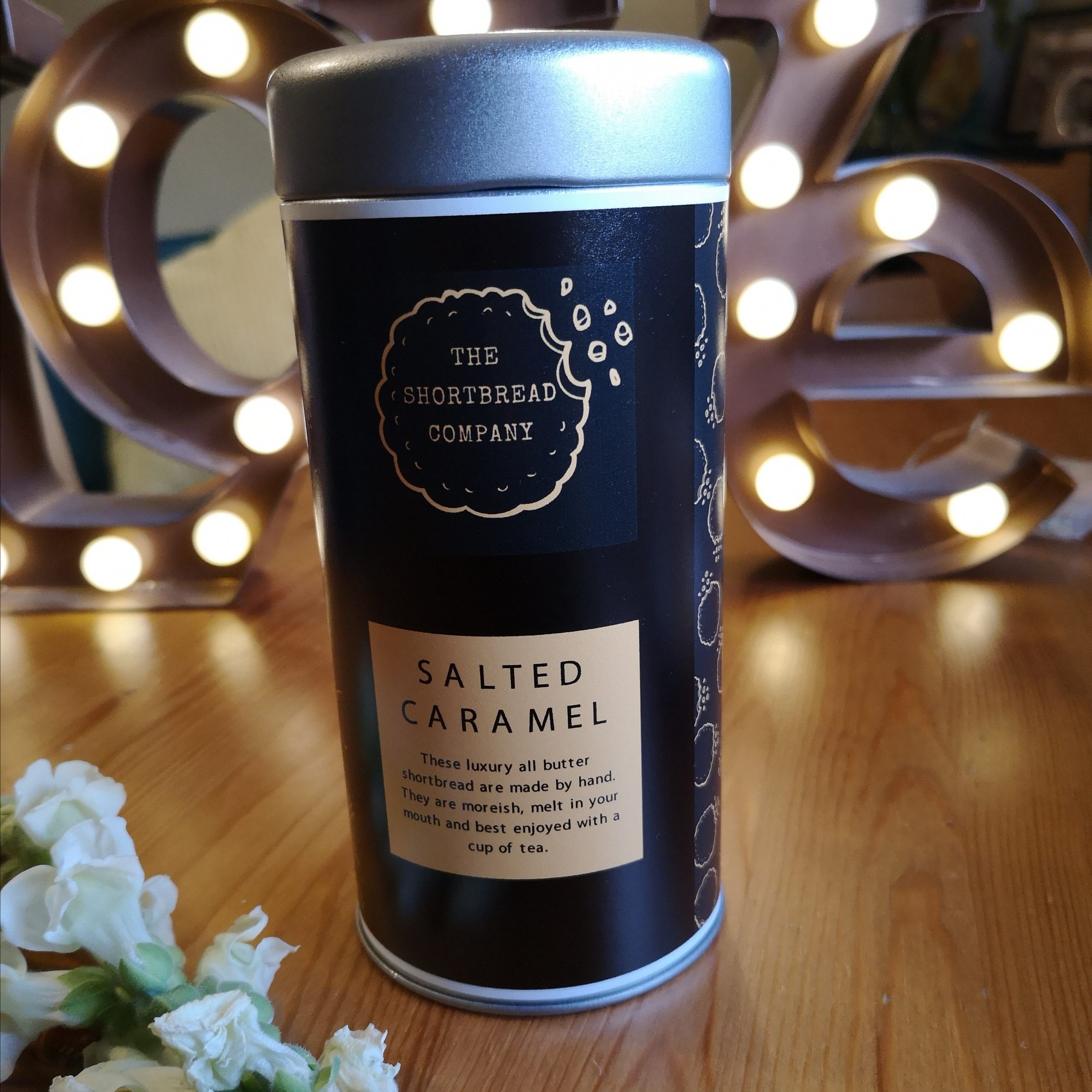 Luxury Salted Caramel Shortbread | Wakuda