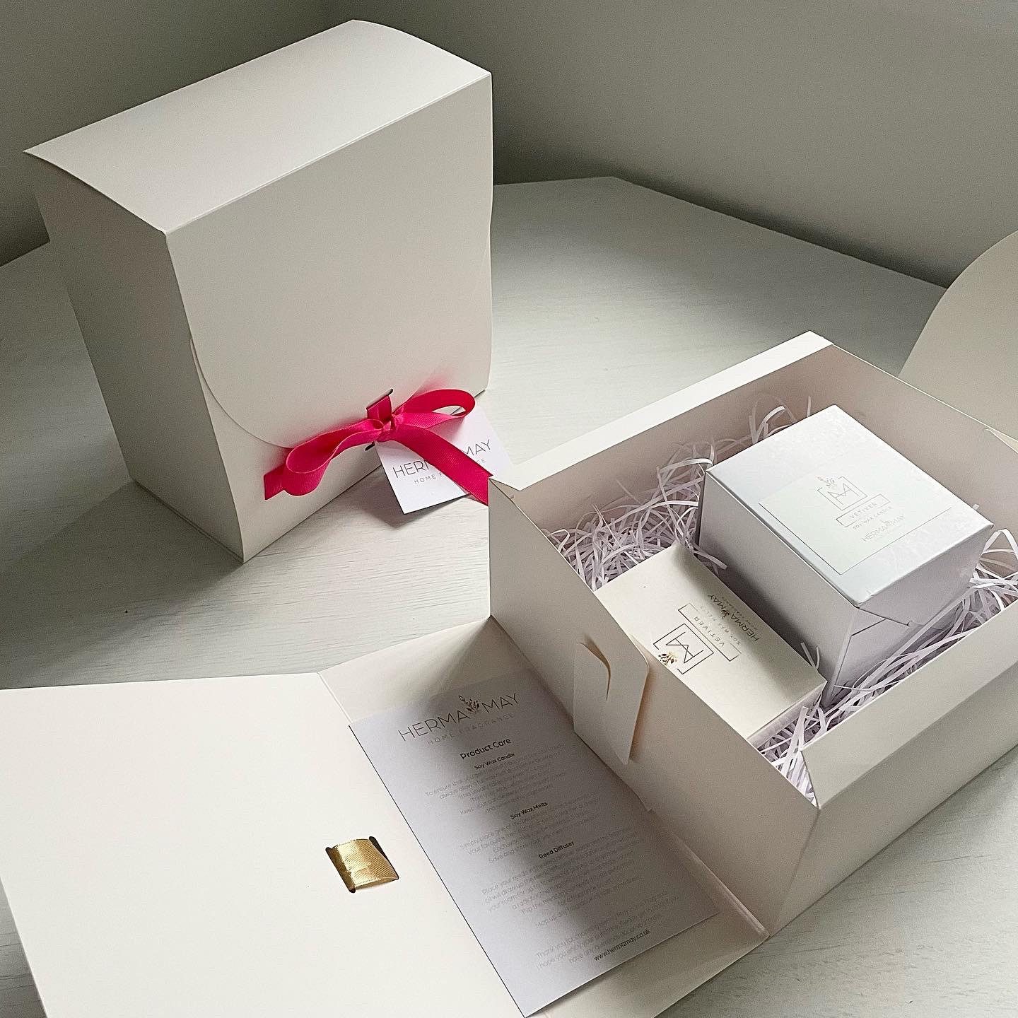 Valentines Day Luxury Gift Box | Wakuda