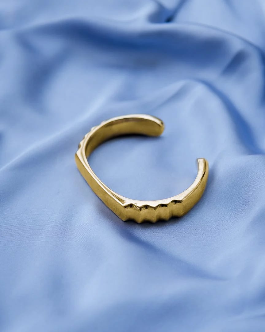 Adla bangle - Handmade in Kenya | Wakuda