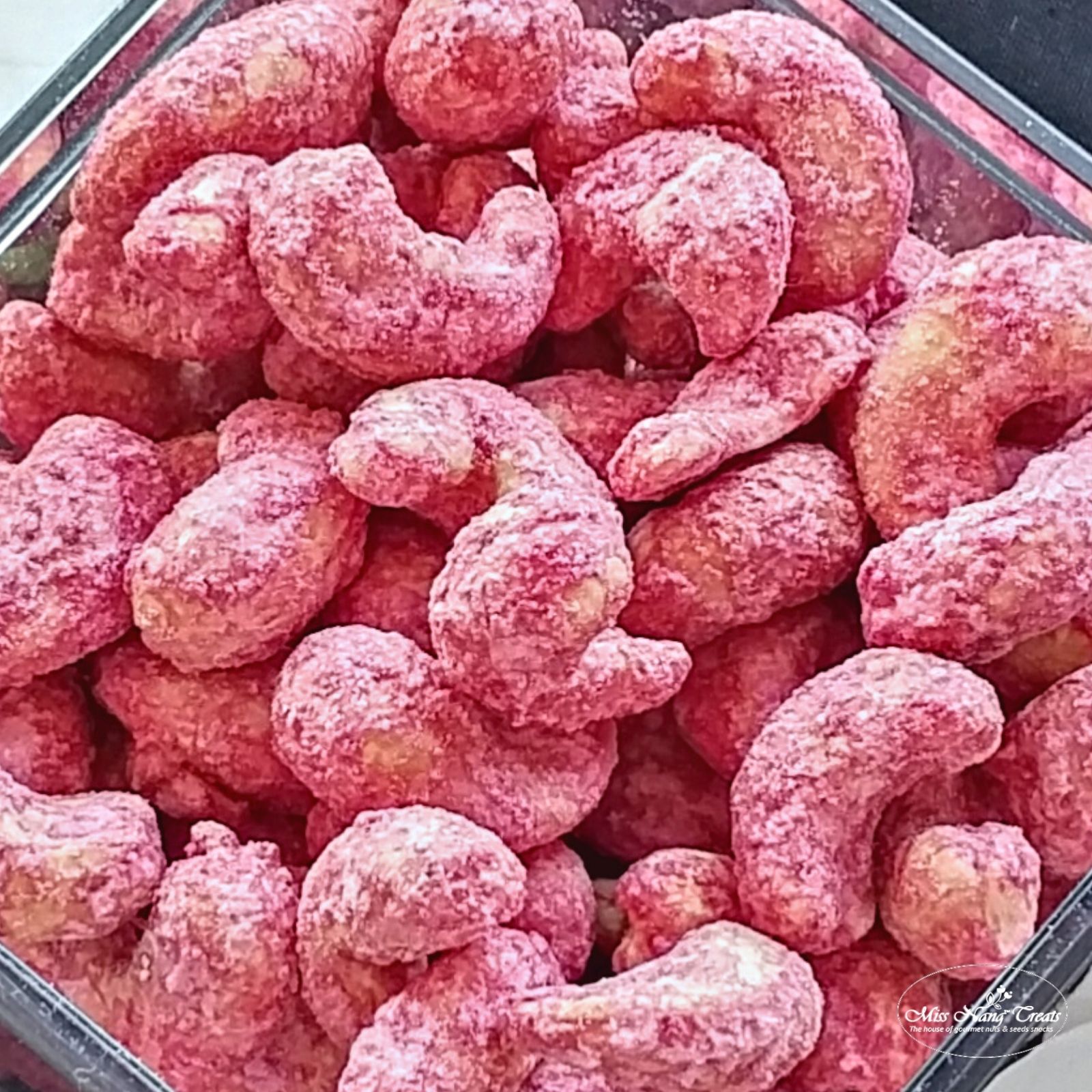 Sweet beetroot & Savoury saffron cashews duo | Wakuda