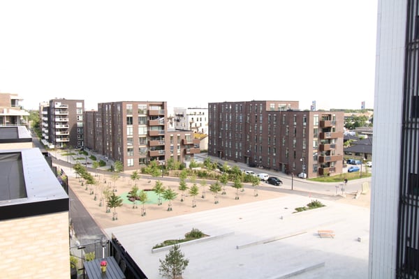 Bright and spacious 3-room apartment with balcony and elevator - 92 m² ...