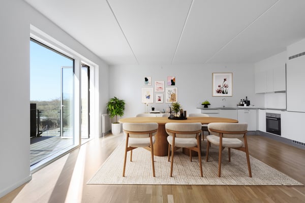 Bright and spacious 3-room apartment with balcony and elevator - 92 m² ...