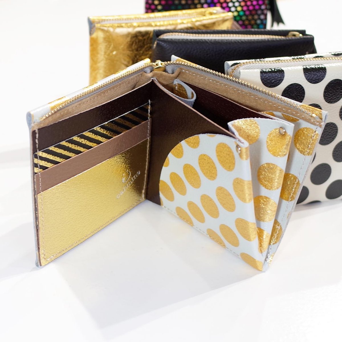 ワンウォレット クリアドット【One Wallet Clear Dot ワンウォレット クリアドット【One Wallet Clear Dot