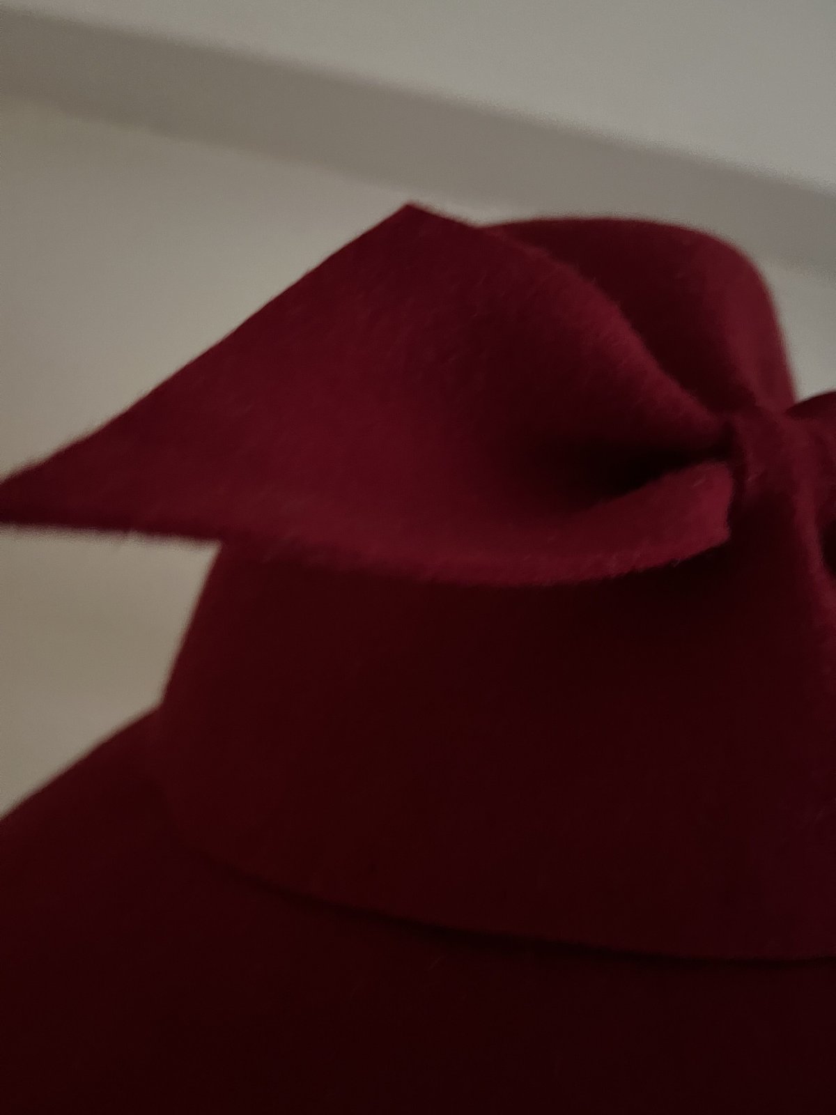 レッドリボンキャプリン | Sugri Official Online Store