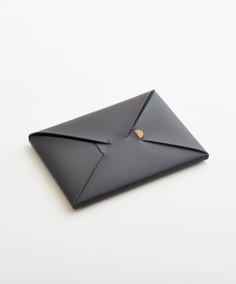 SEAMLESS CLUTCH BAG-S ( BLACK / NUDE ) | i ro s SEAMLESS CLUTCH BAG-S ( BLACK / NUDE ) | i ro s