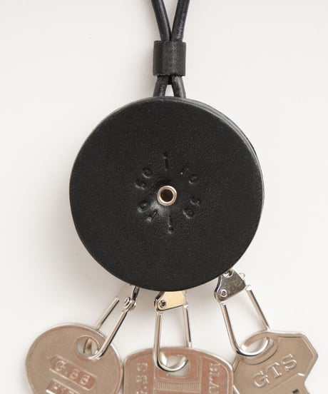 YOYO KEY HOLDER ( NUDE / BLACK ) | i ro se Off...