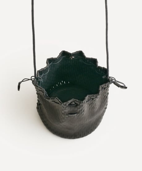 "net" bucket mini bag ( BLACK ) | i ro se Offi...