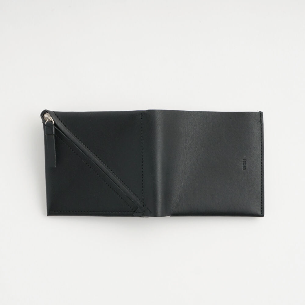 SLANT SHORT WALLET ( 3 colors ) | i ro se Offi...