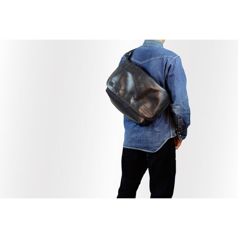 Muni : Messenger Bag (M) | RUBBER KILLER公式オンラインストア Muni : Messenger Bag (M) | RUBBER KILLER公式オンラインストア