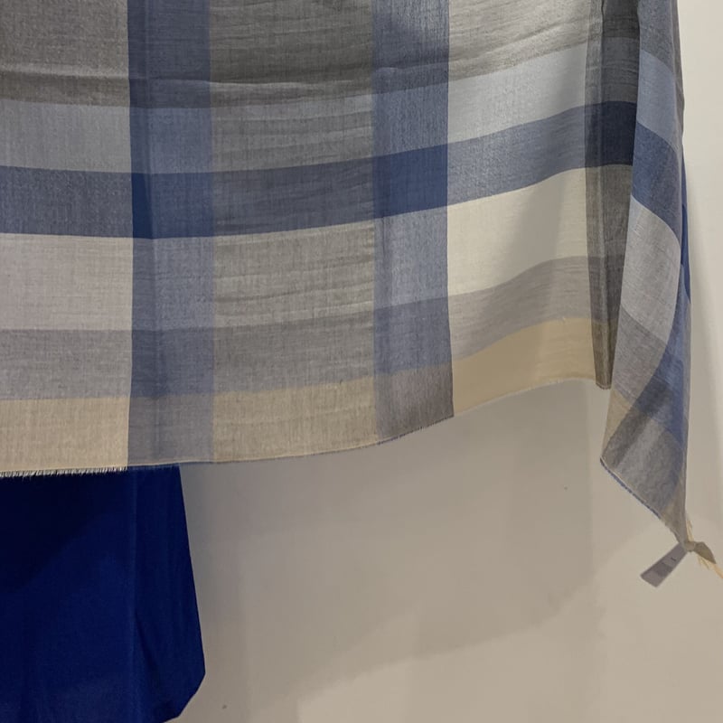 Johnstons of Elgin 薄手大判ウールストール 180×70 | OUI FO Johnstons of Elgin 薄手大判ウールストール 180×70 | OUI FO