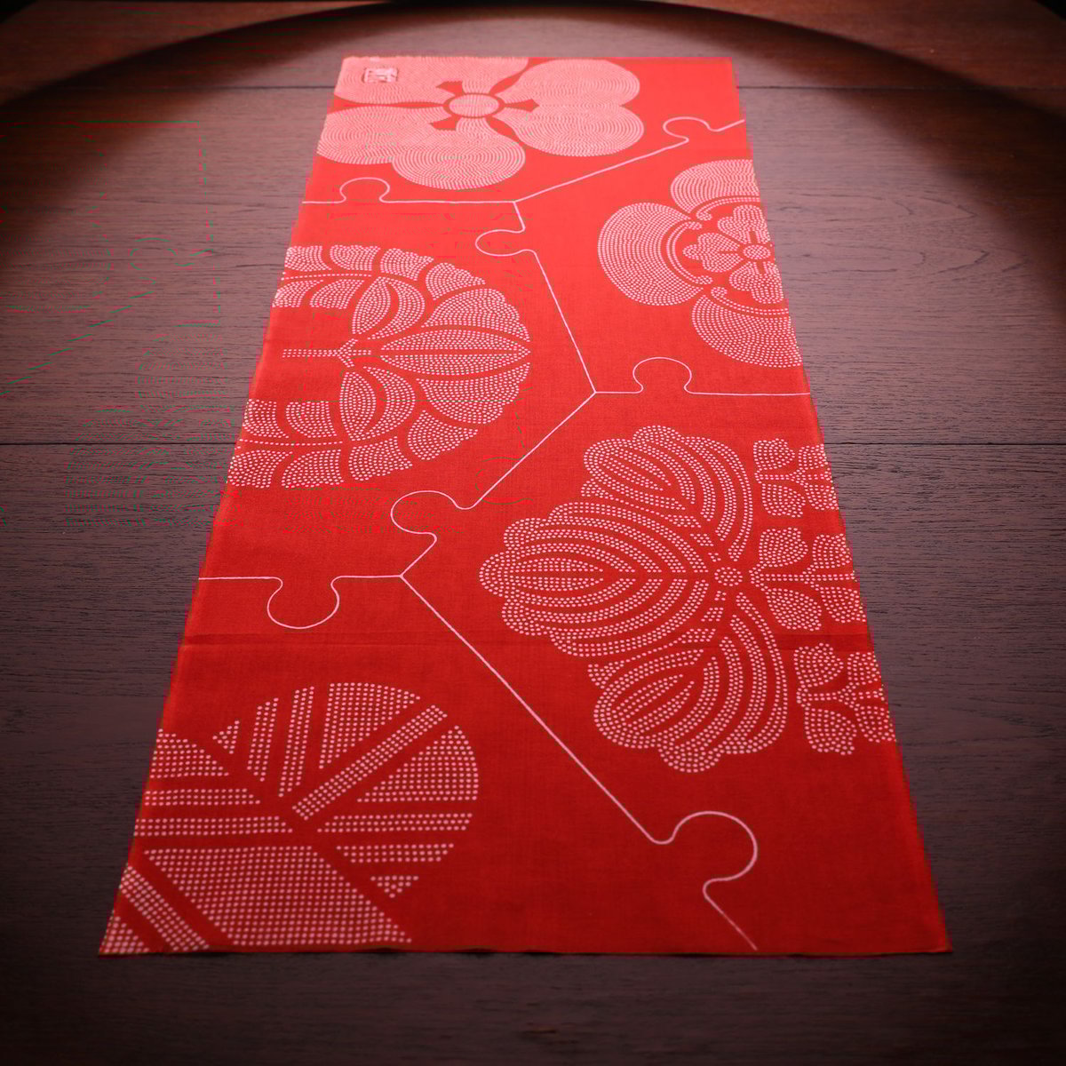 猩々緋 | 五大家紋手ぬぐい かまわぬ製 | kyogen-kamon