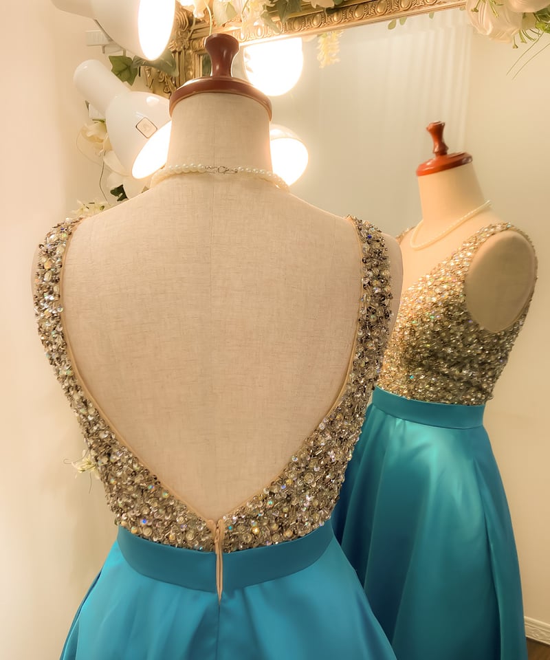 Vラインスパンコールドレス オーシャンブルー | Sharon Style Vラインスパンコールドレス オーシャンブルー | Sharon Style