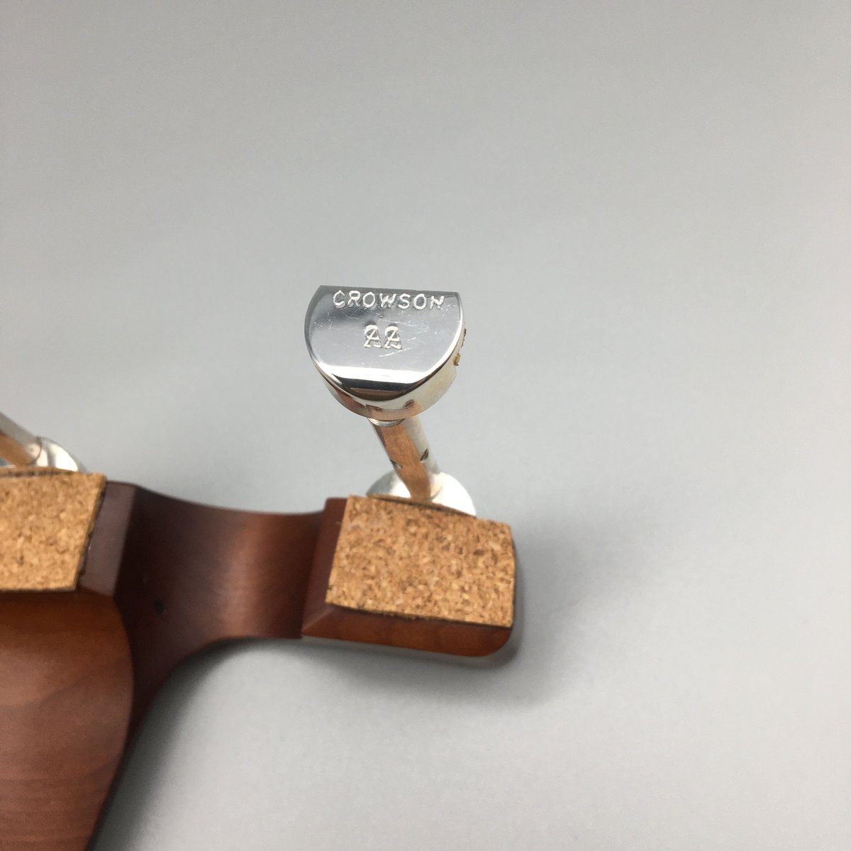 クローソン バイオリン顎あて チタン脚 - 楽器/器材