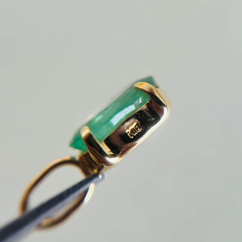 K18 天然石エメラルド ペンダントトップ オーバル 18金 チャーム K18 天然石エメラルド ペンダントトップ オーバル 18金 チャーム